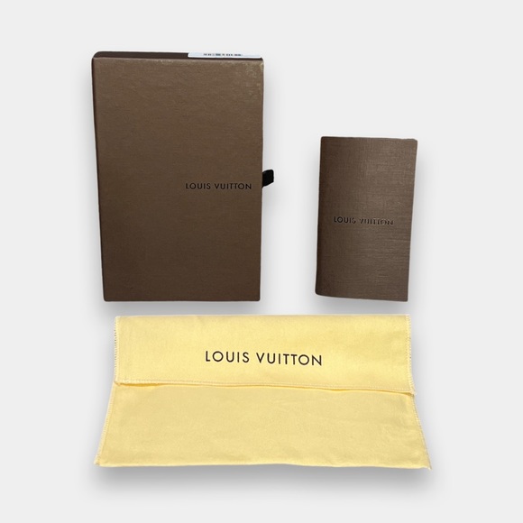 Louis Vuitton | Accessories | Authentic Louis Vuitton Lv Giftstorage ...